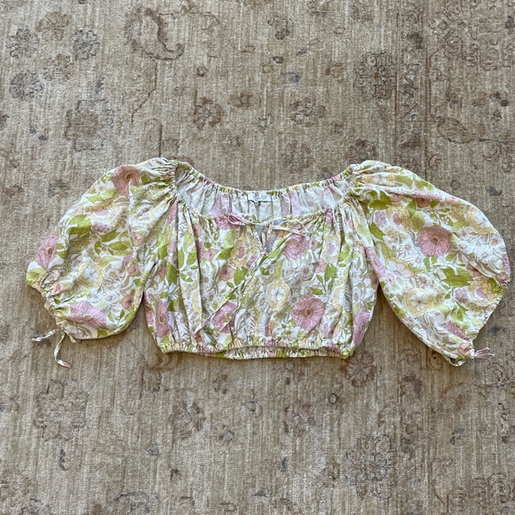 Rachel Zoe | Tops | Rachel Zoe Cropped Linen Floral Top With Key Hole ...